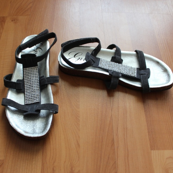 envy | Shoes | Envy Redondo Sz 7 Suede Leather Sandals Gray Boho | Poshmark